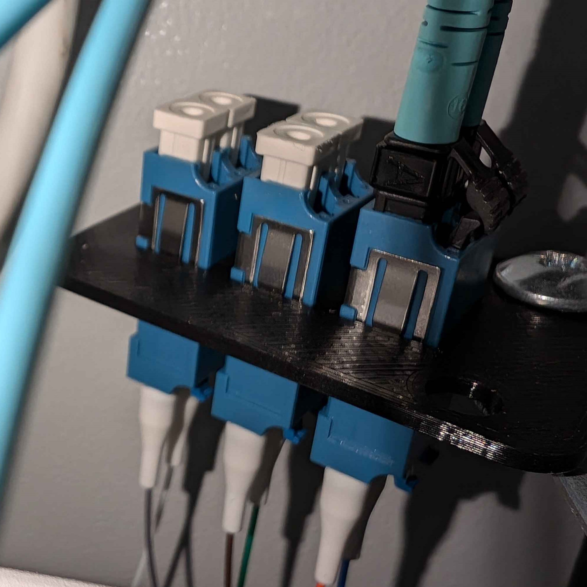 Kit adapter plates for optic patch panel Fiore - remix by zelvikralovna ...