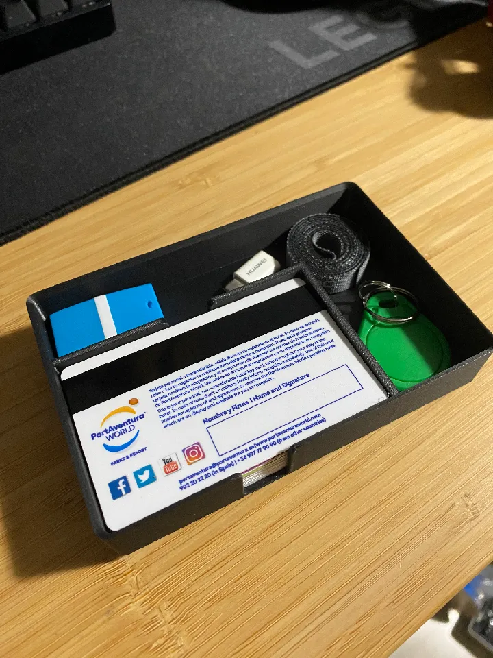 Gridfinity Cards holder and little things Stackable by Albert Mulà ...