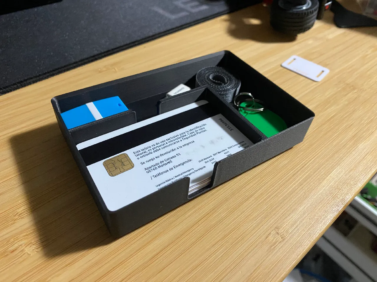 Gridfinity Cards holder and little things Stackable by Albert Mulà ...