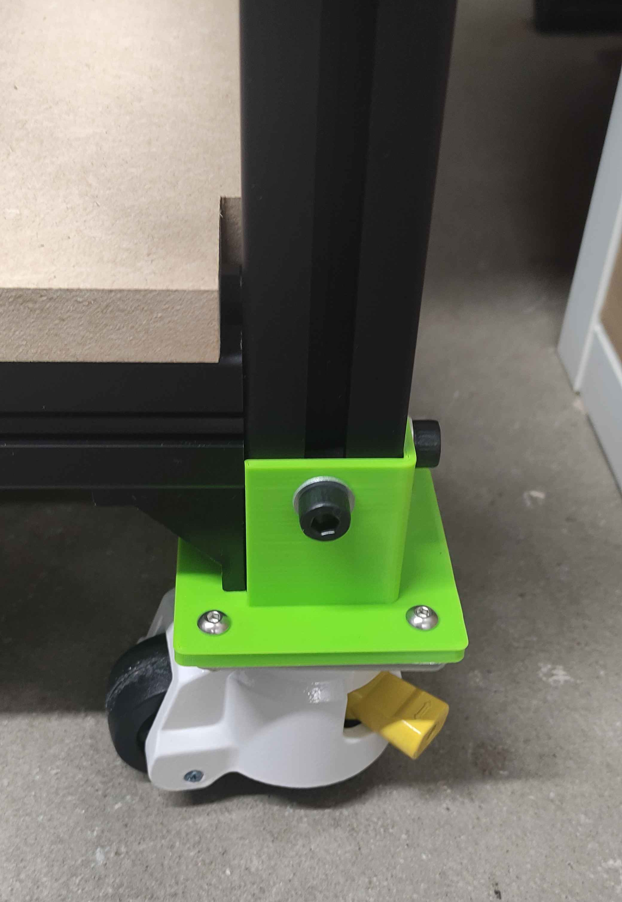 Caster plate for RatRig WorkBench 2.0 4040 extrusion by tiwipewo ...