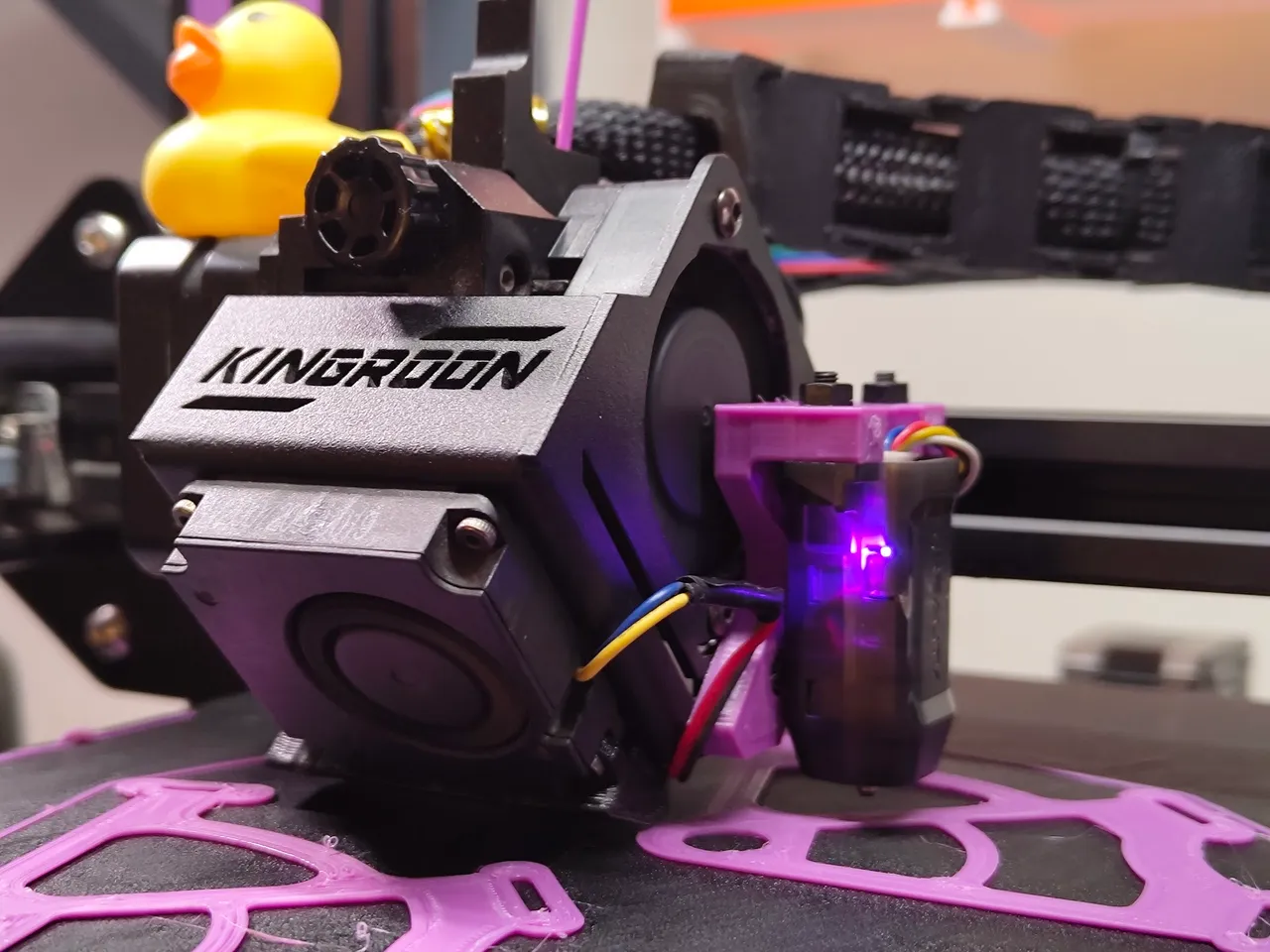 Ender 3 Pro Kingroon E3D CR Touch Mount by Amandron | Download free STL ...