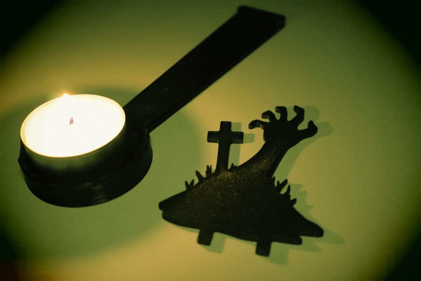 Halloween tea-light shadow projector - V2 by BuildByte3D | Download ...