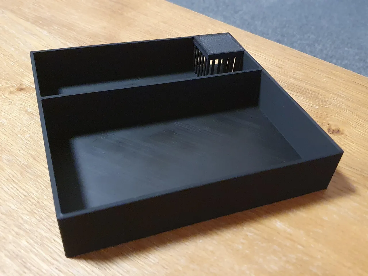 Tray 'Redemption' - with built-in dice jail by AzurFuchs | Download ...