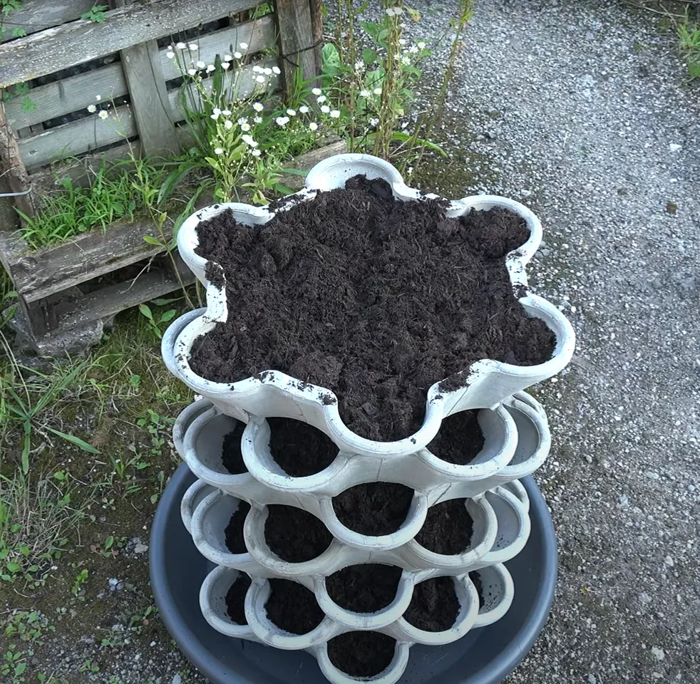 WuuYA Tree - Molds for vertical planters by WuuYA | Download free STL ...