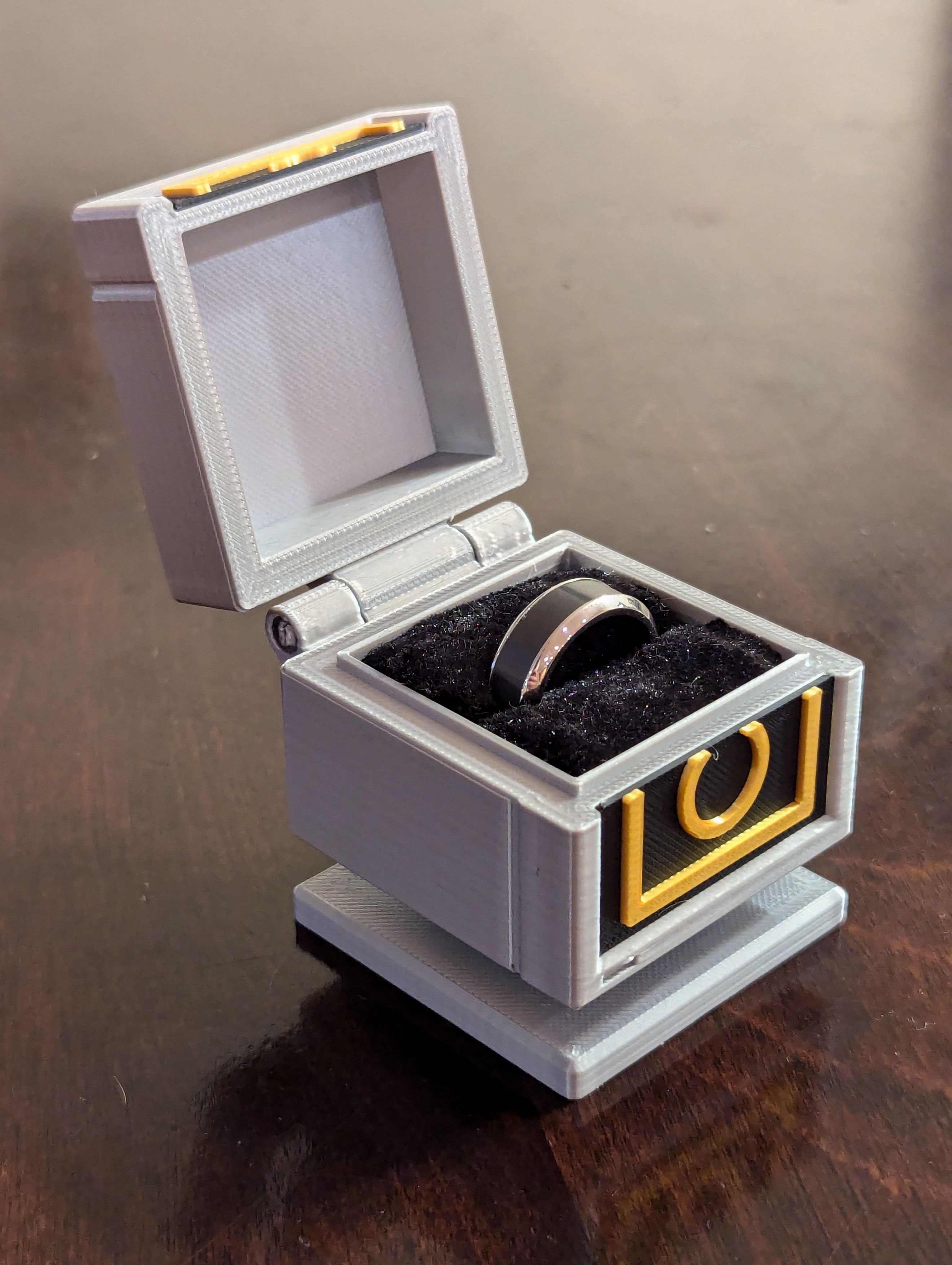 Sonic Ring Box Ring Box by theSt33v | Download free STL model ...