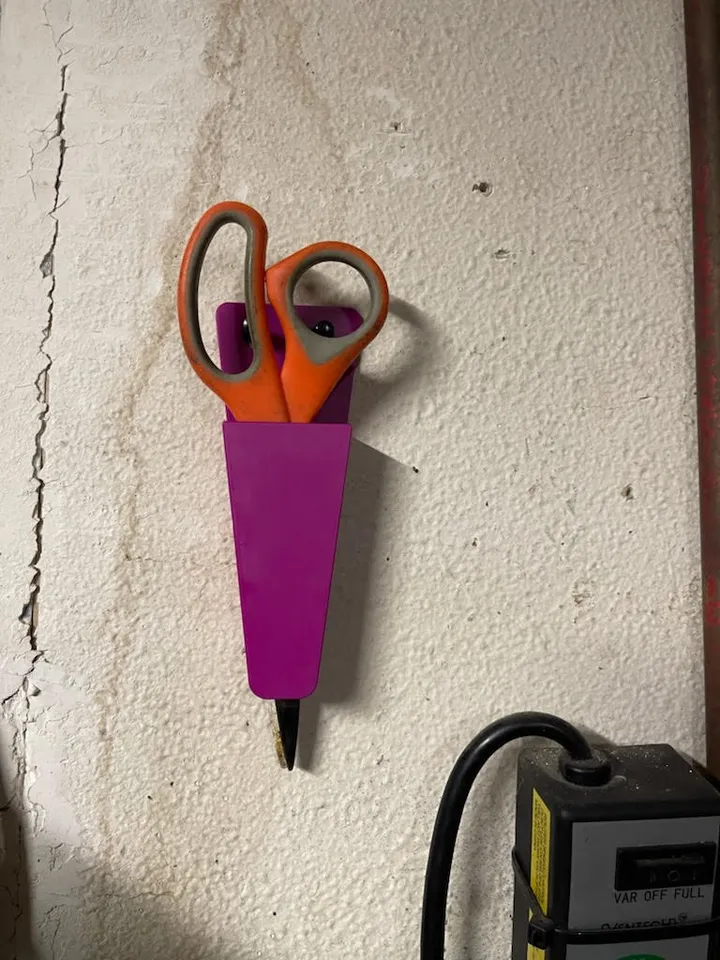 Magnetic Scissor Holder by scallywag | Download free STL model ...