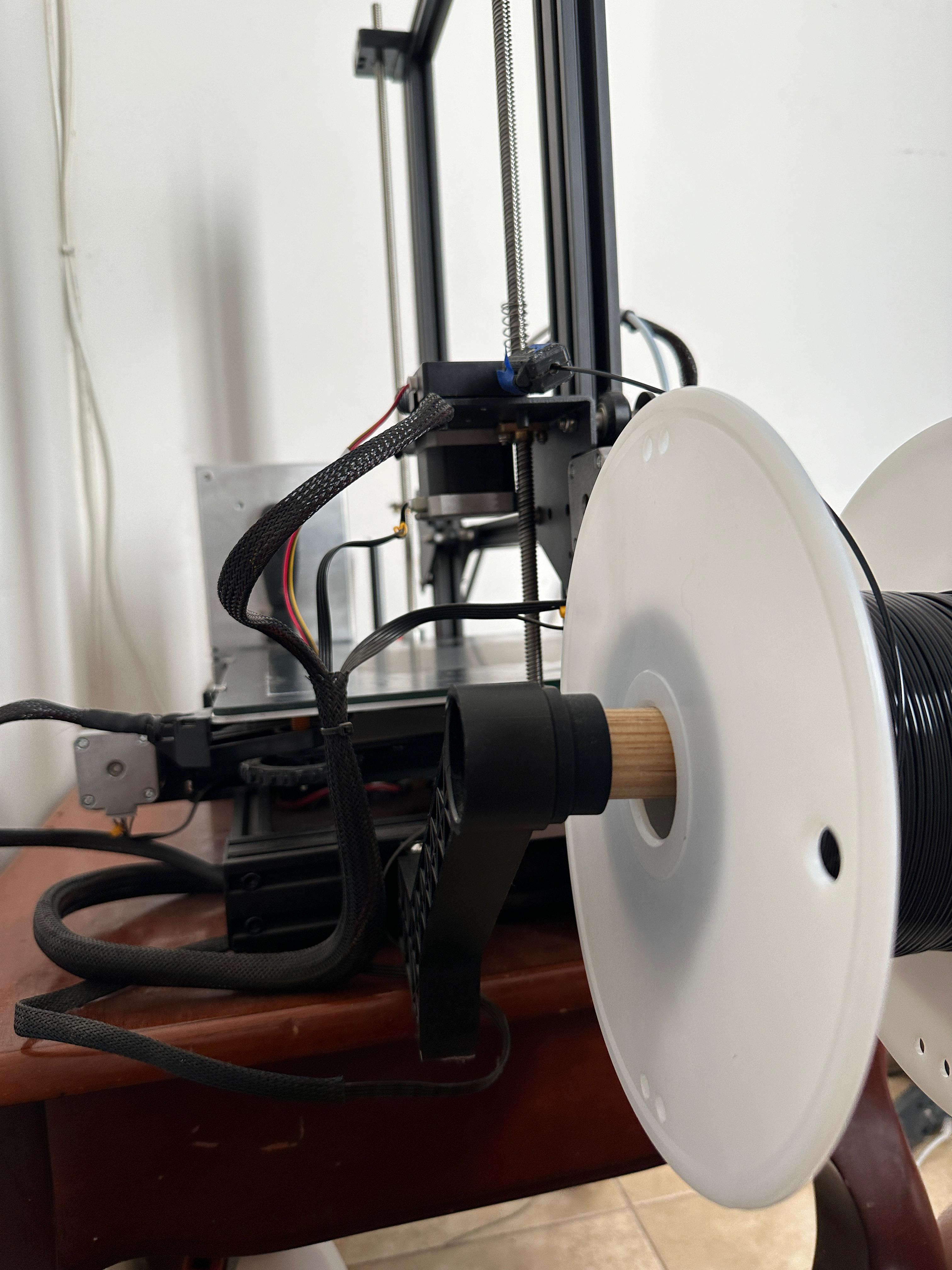 Ender 3 Series filament spool adapter by Guillermo Wismann | Download ...