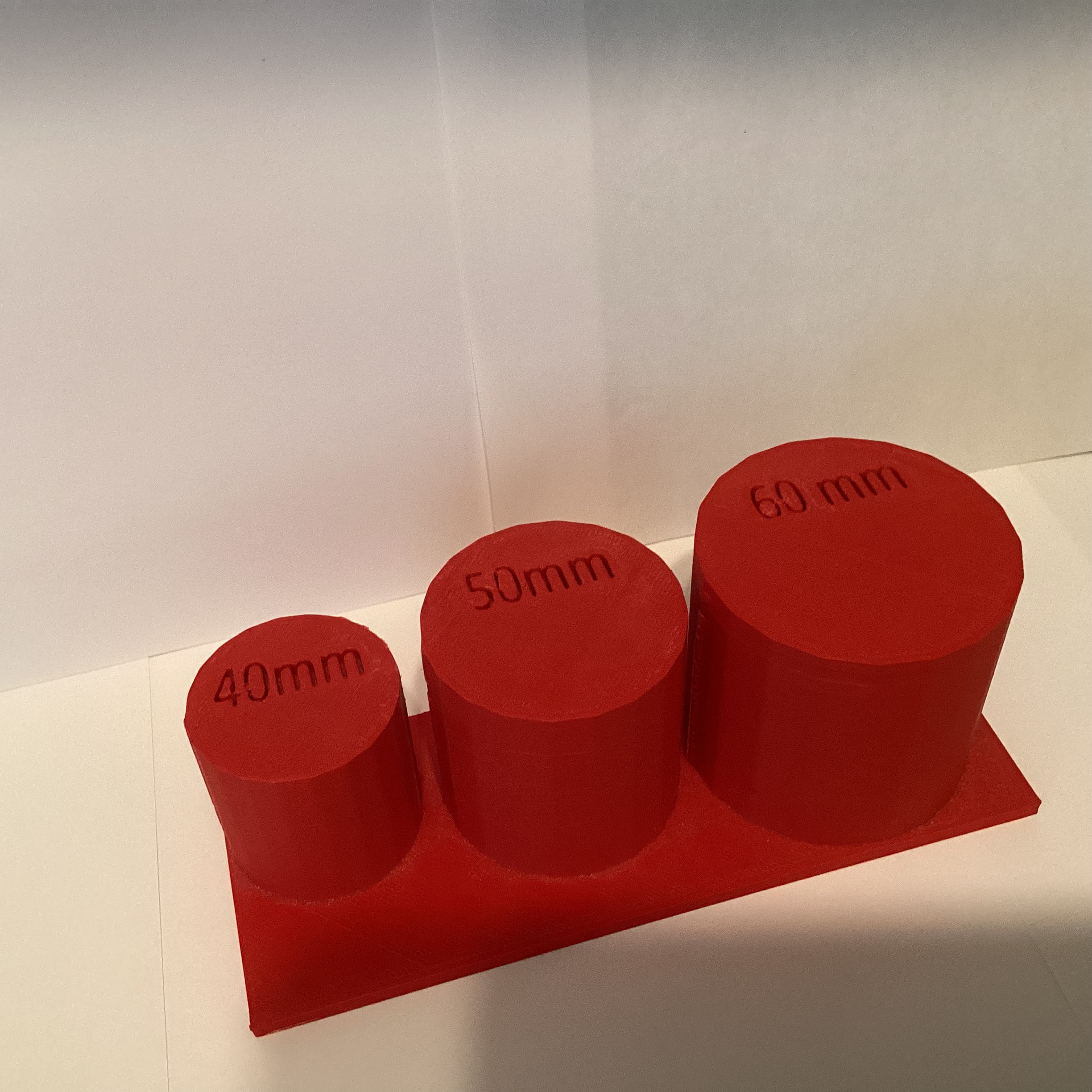 40mm to 60 mm visual guide to help with modeling & design por D L H ...