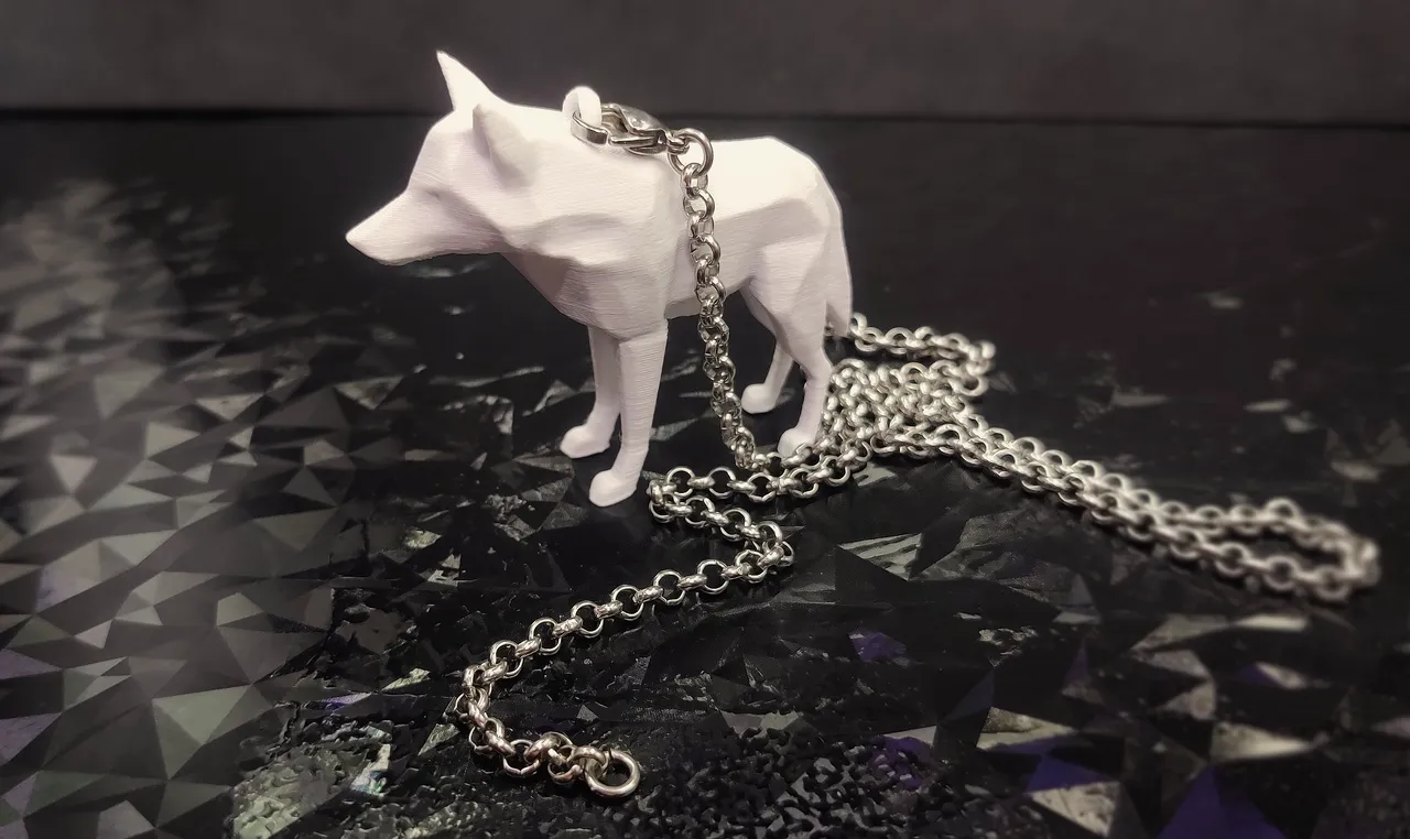 Elegant Low-poly Wolf Pendant (keychain) by Pocahontas | Download free ...