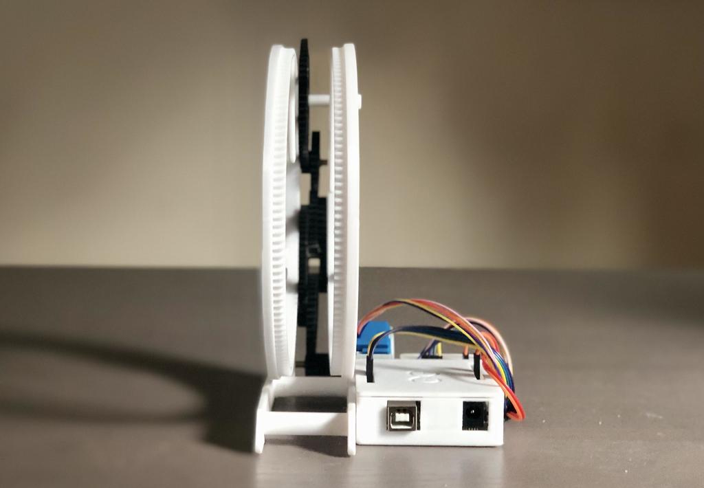 3d Printed Holo Clock With Arduino By Saulquinn Download Free Stl Model