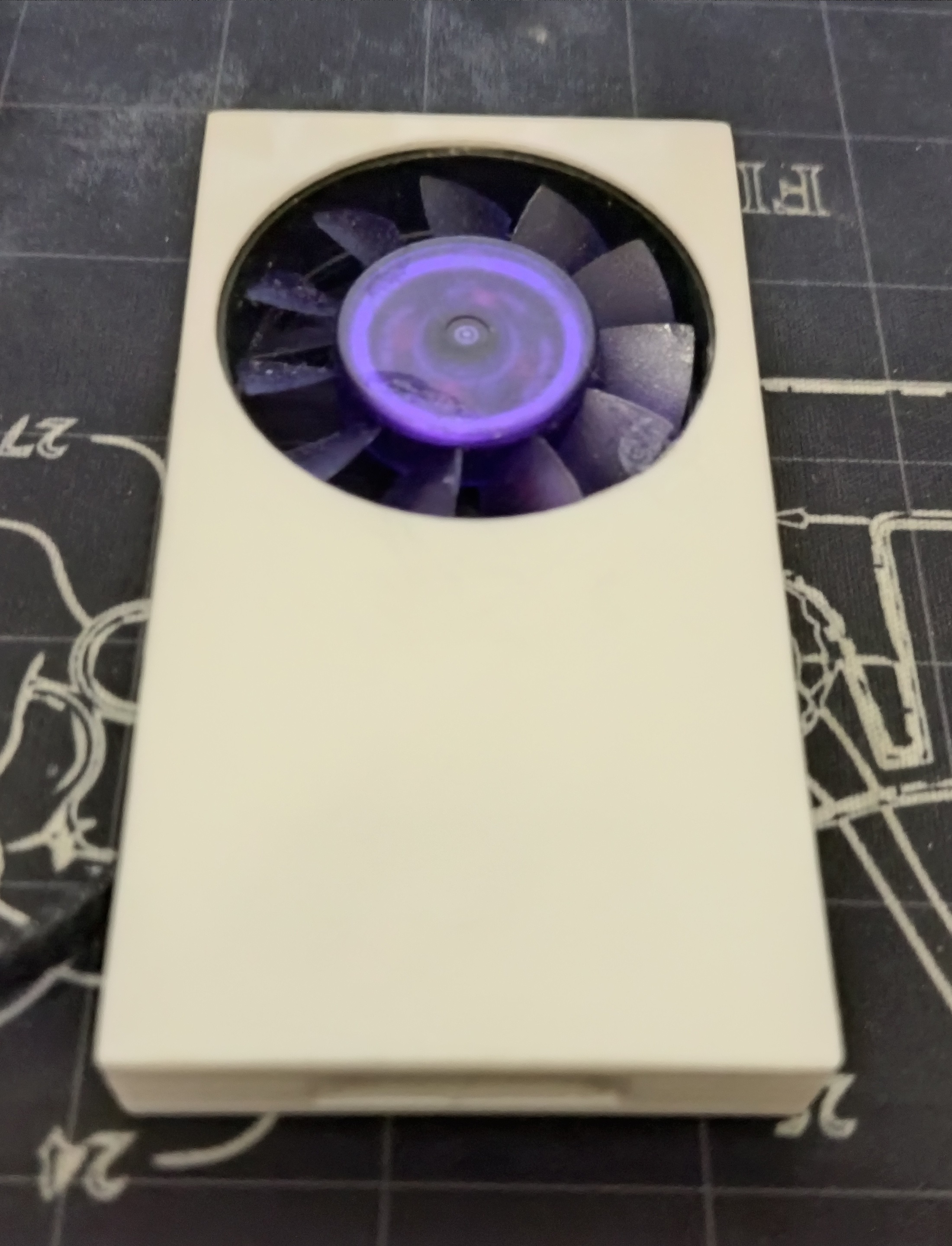 40x10mm Fan mount by Raphael | Download free STL model | Printables.com