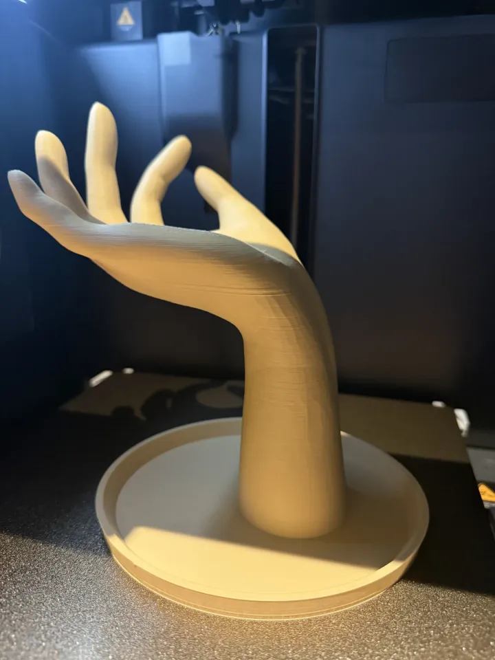 Jewelry hand with tray for storage by cream was taken | Download free ...