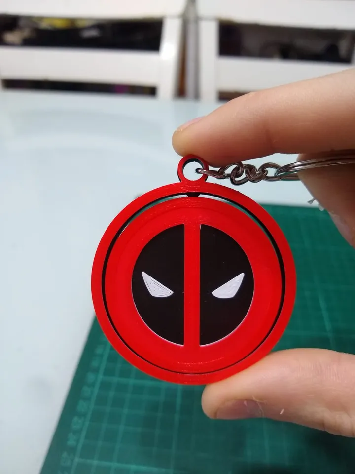 Deadpool Keychain by Miguel Etchepareborde | Download free STL model ...