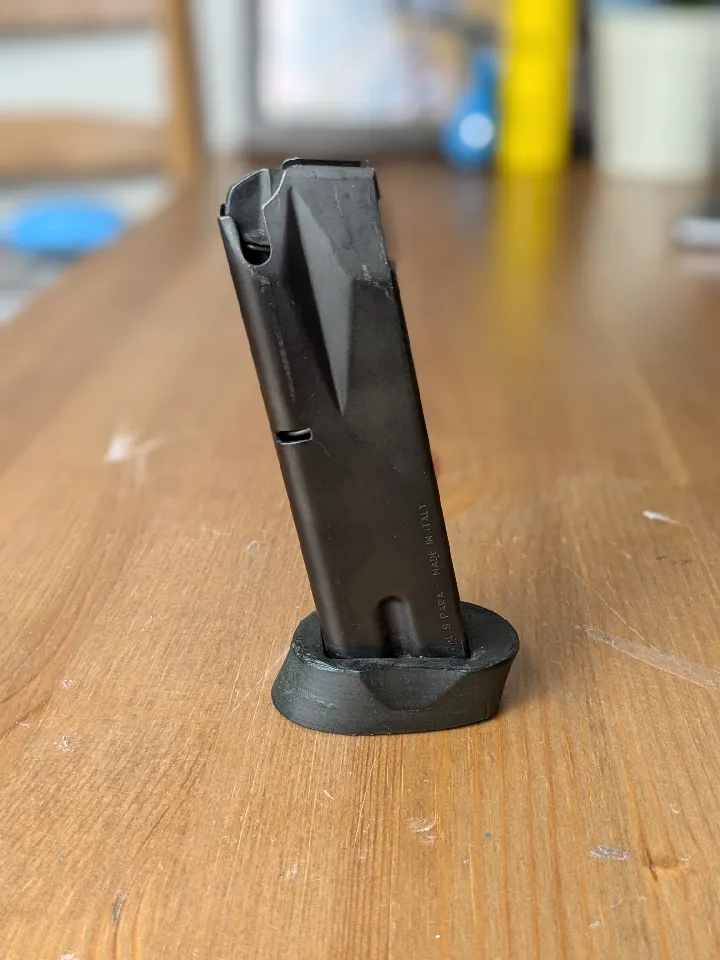 Beretta 92FS Compact full size magazine adapter by LukeFearsome ...