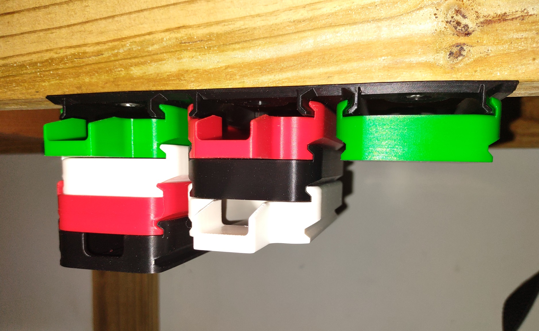 Slide Locking Hang Parts Trays by 3dCreateSomething | Download free STL ...