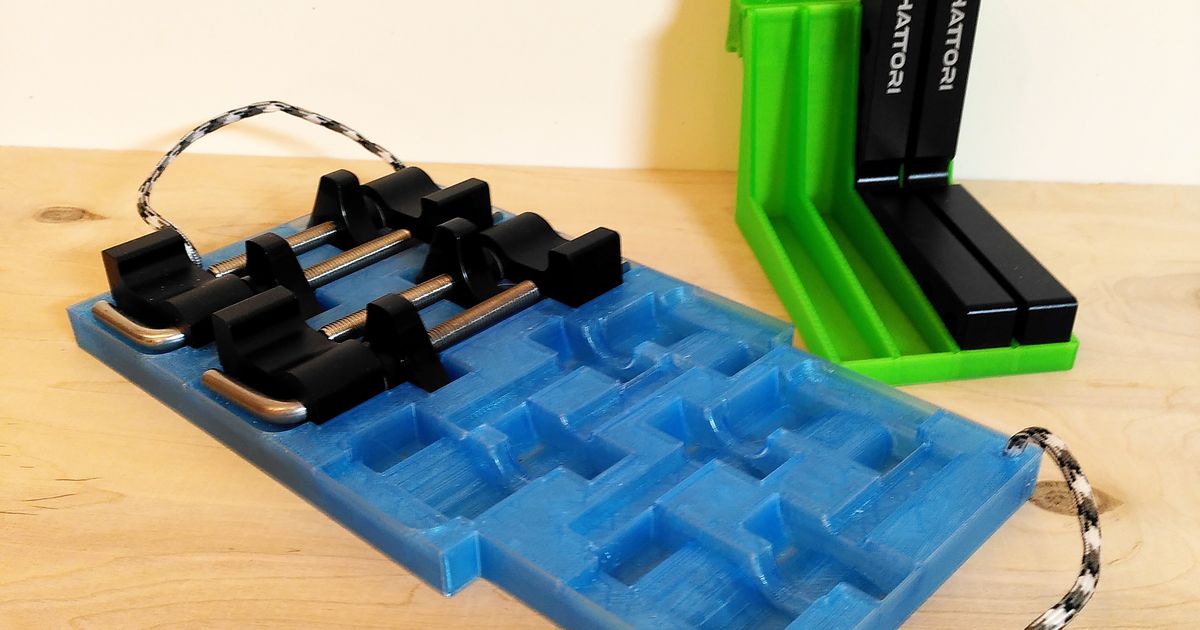 Positioning Square Organizer (Hattori 120mm) by Rene Pöschl | Download ...