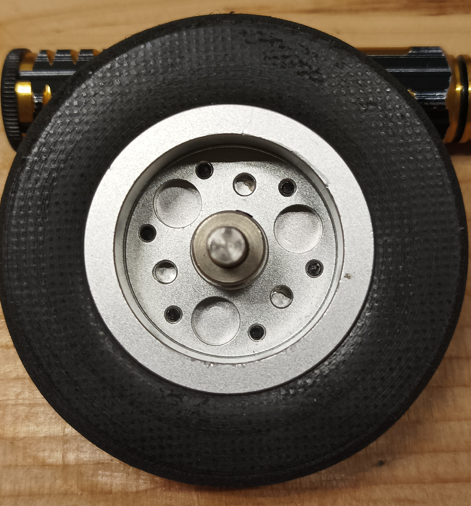 TopPC Odyssey JP Hobby ER120S Main Gear Tire Replacement in VarioShore ...