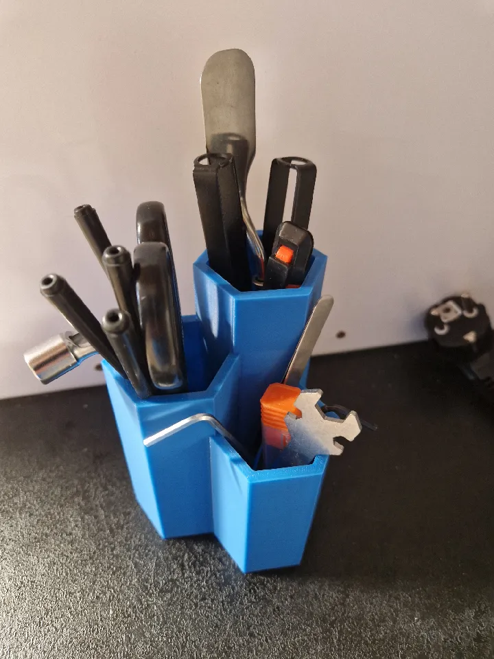 Hexagonal pencil pot, tools pot by Rom1 | Download free STL model ...