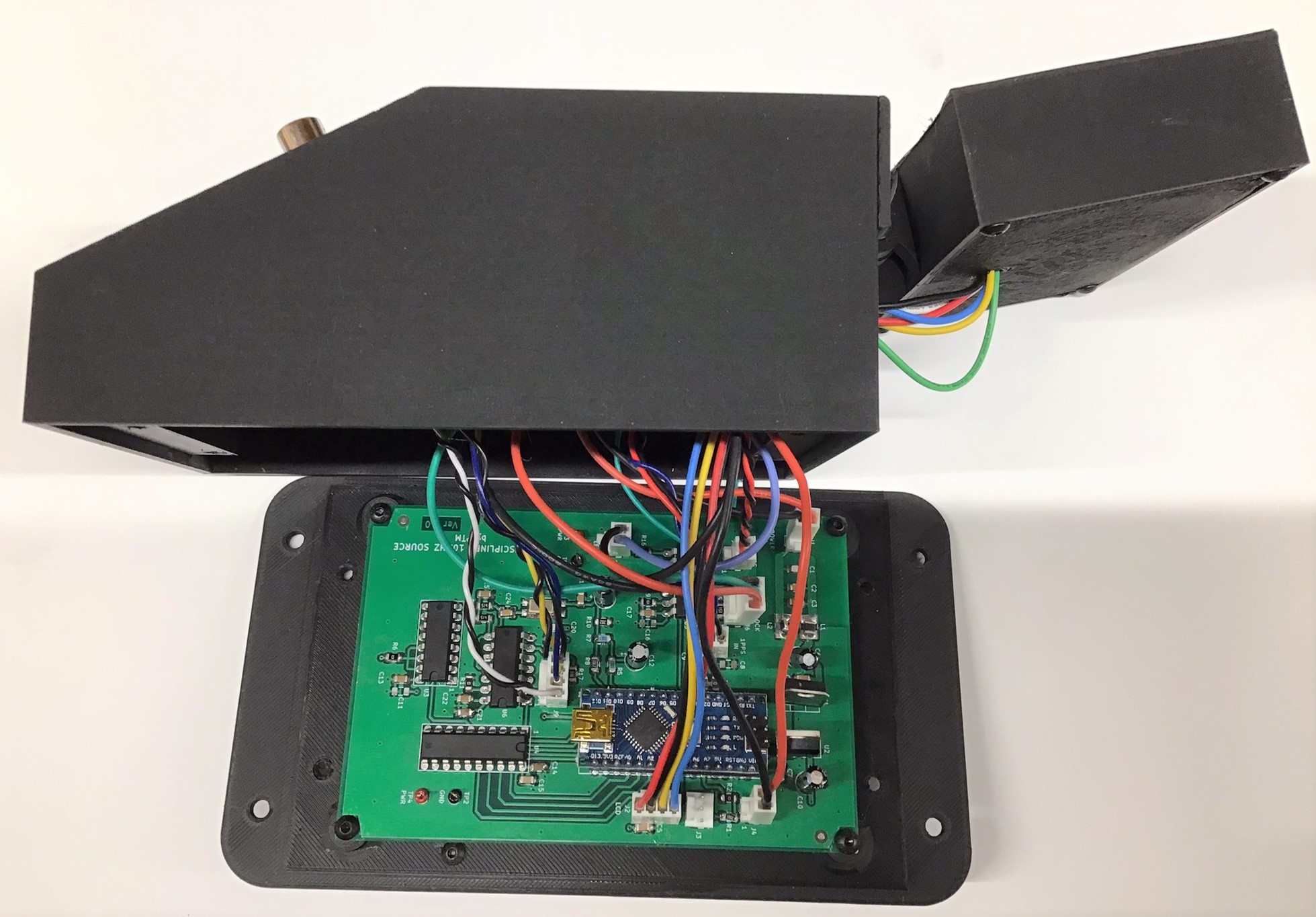 10 MHz reference Signal Generator using Arduino Nano por DamianB2 ...