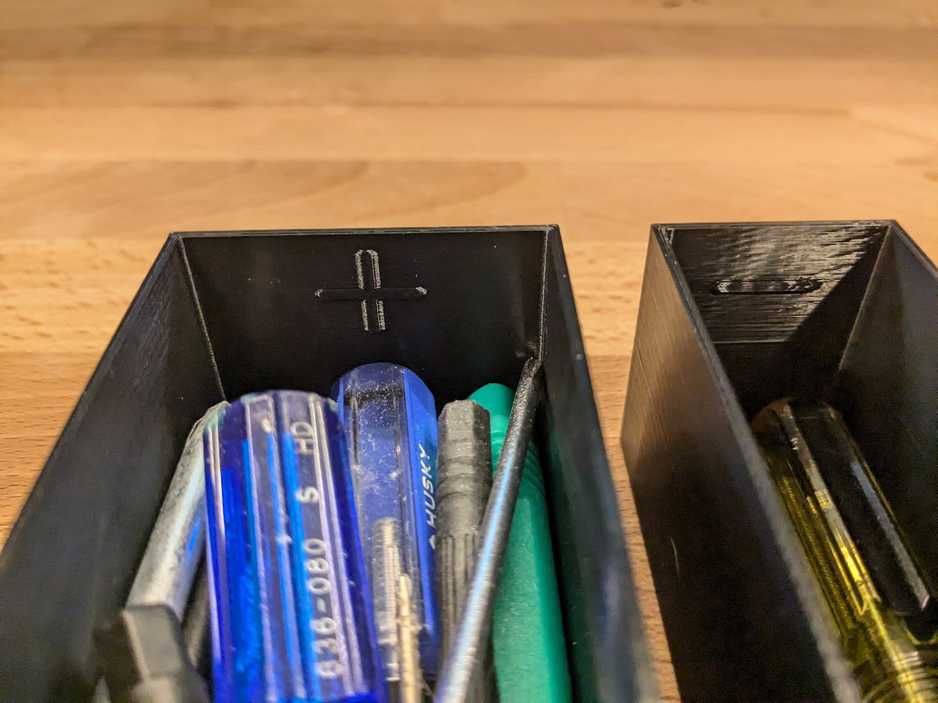 Screwdriver Bit Sorting Tray by giblitz | Download free STL model ...