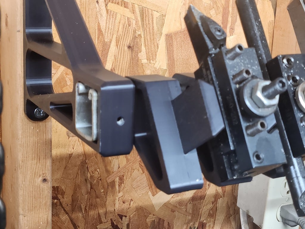 QCTP AXA BXA Bracket System by BlwnGazkit | Download free STL model ...