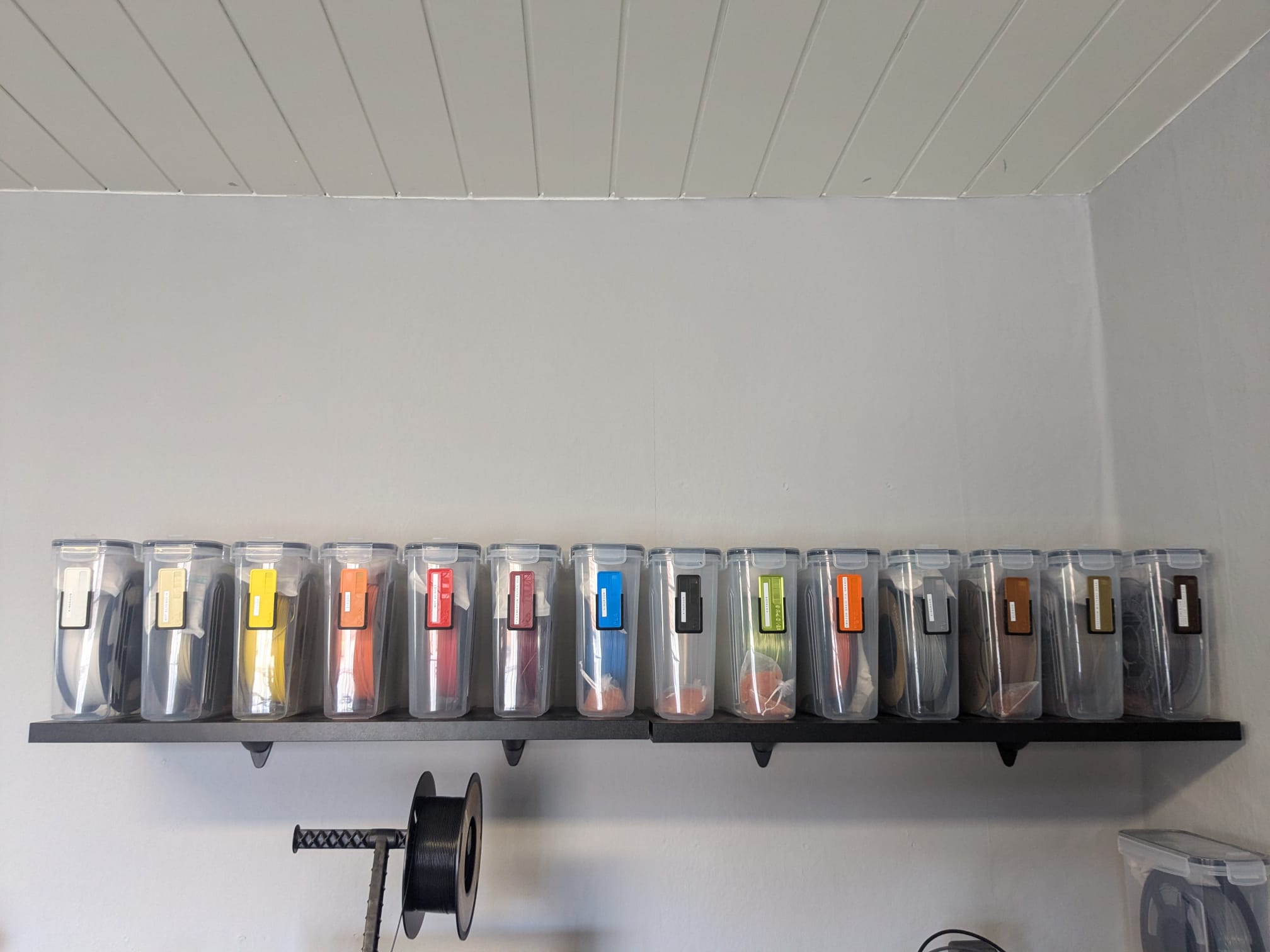 Dry Box Marking with Holder for Filament Sample by Doblist | Download ...