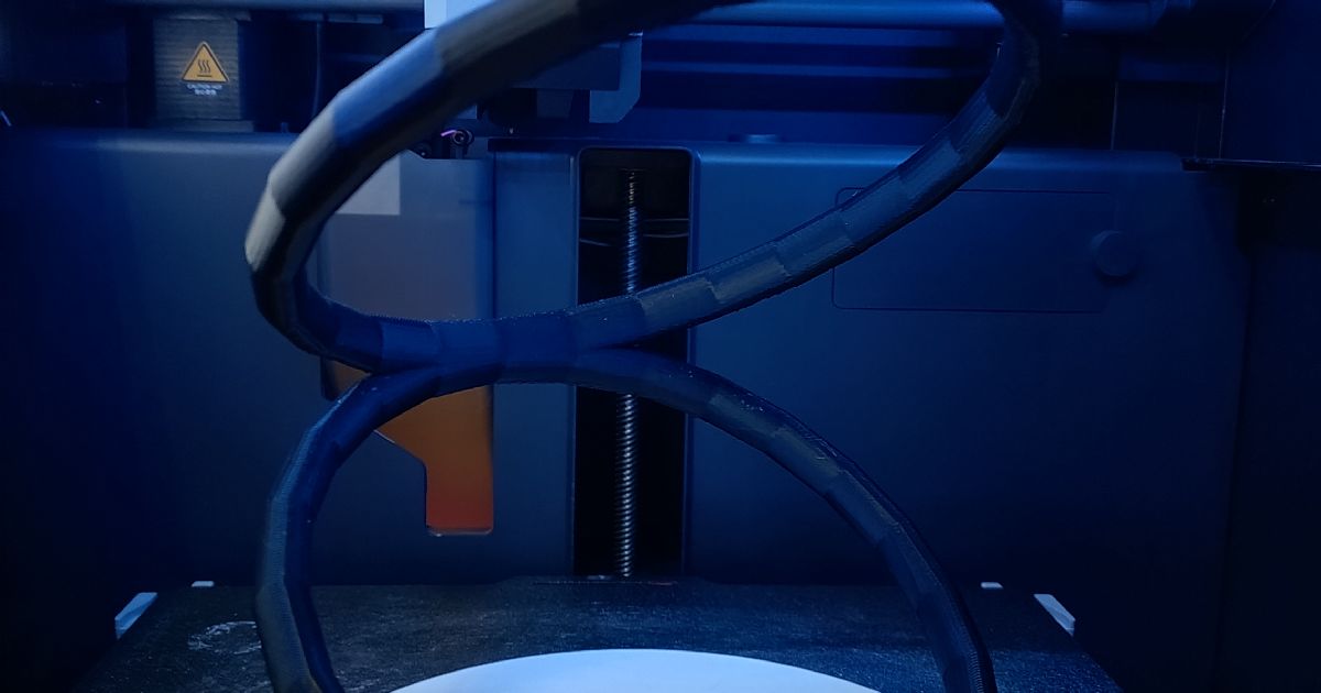 Low poly illusion rings by DK Legion Labs | Download free STL model ...