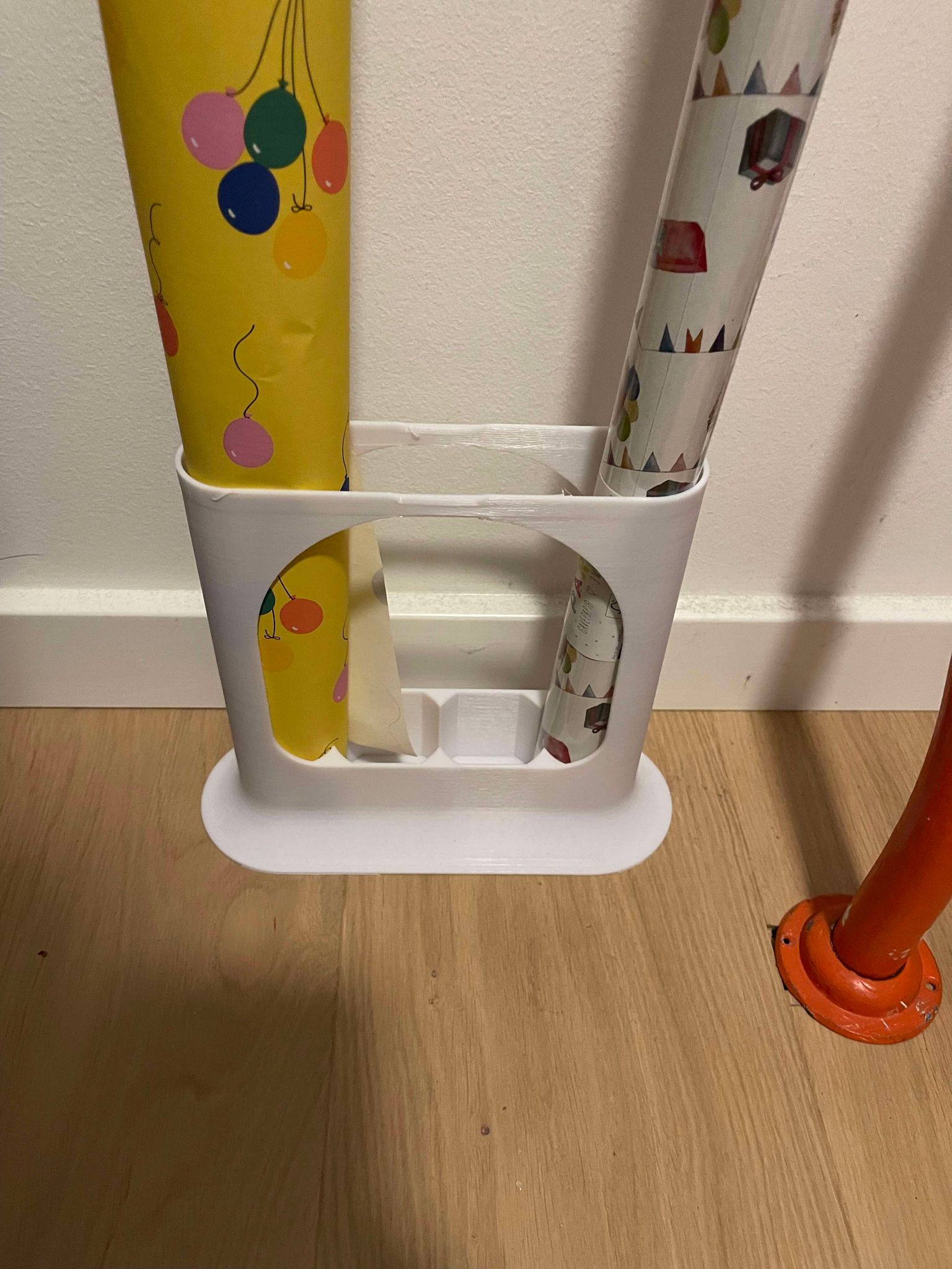 Wrapping Paper Holder by Snaske | Download free STL model | Printables.com