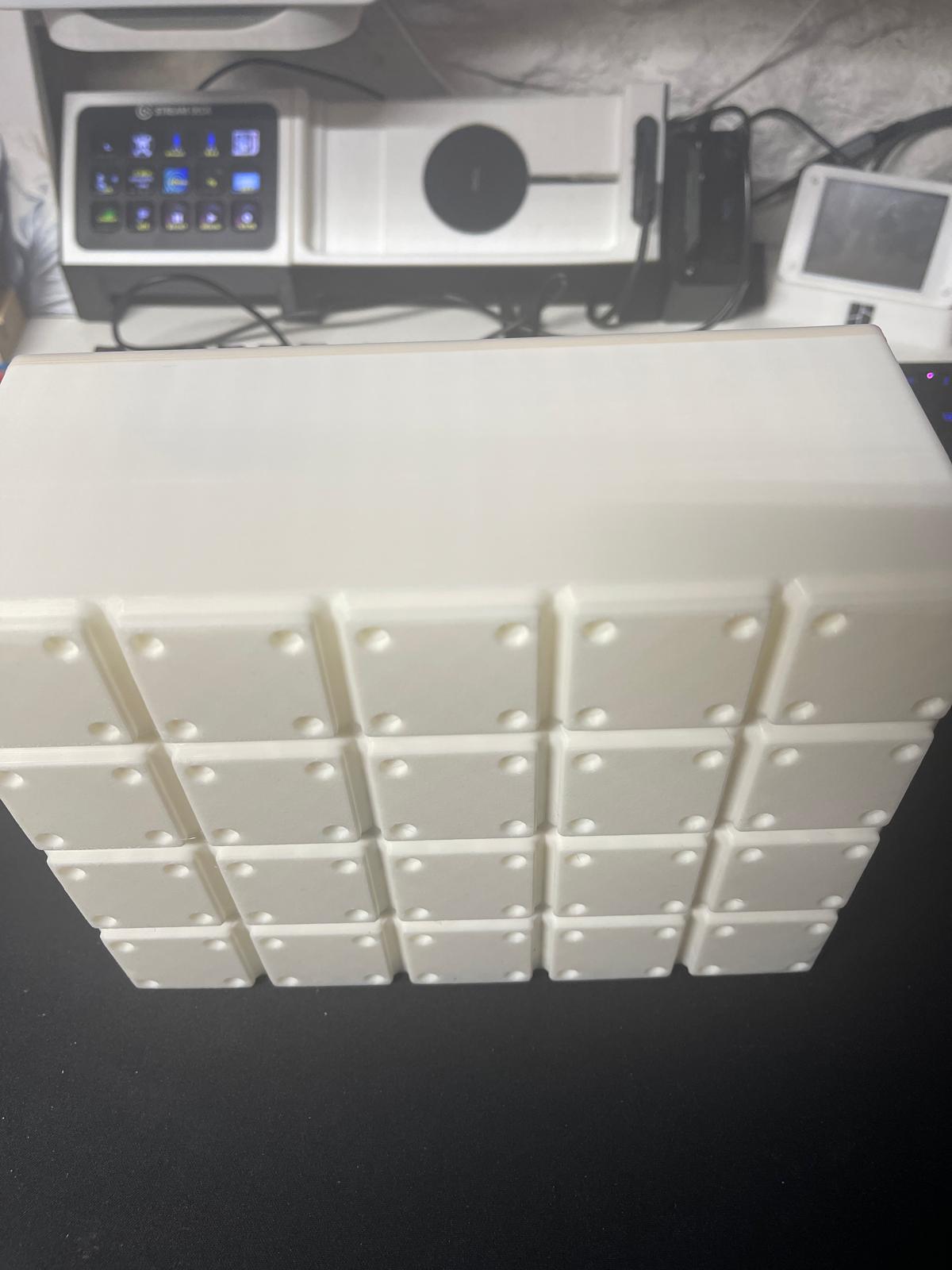 DEWALT_STAPLER_5X4_GRIDFINITY by Halcon CHRIS | Download free STL model ...