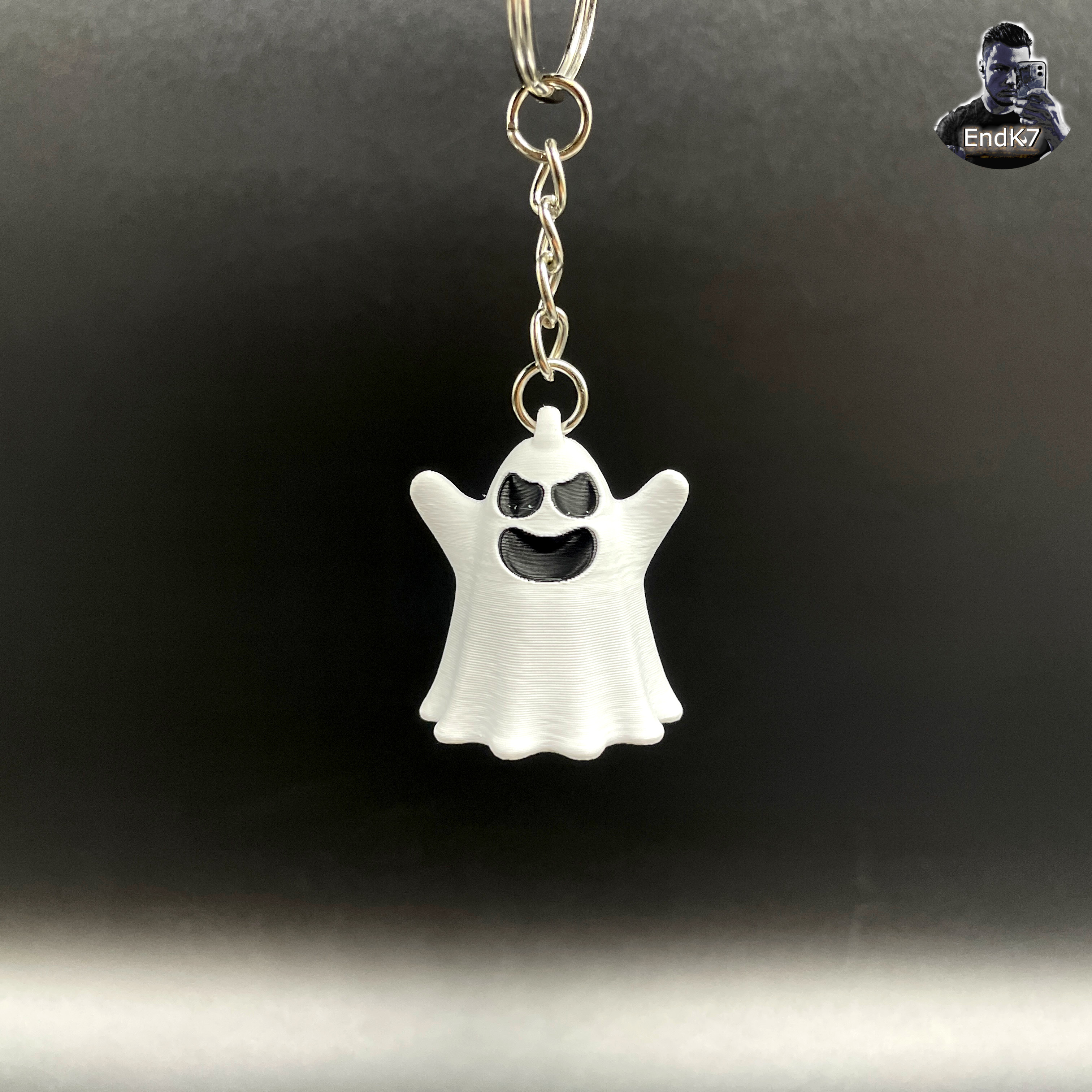 Little Ghost Keychain by EndK7 | Printables Store