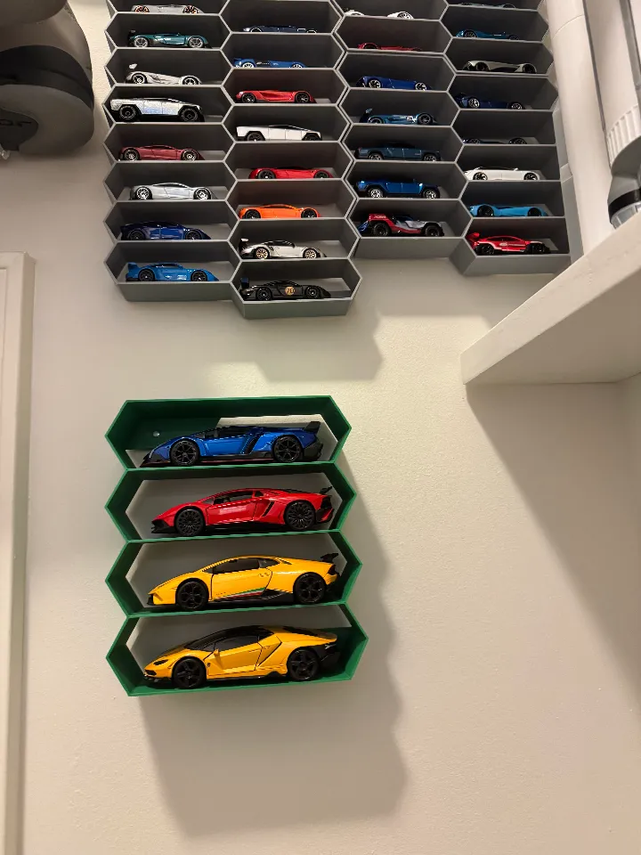 Hexagonal 1:32 scale model car shelf by Gray Muller | Download free STL ...