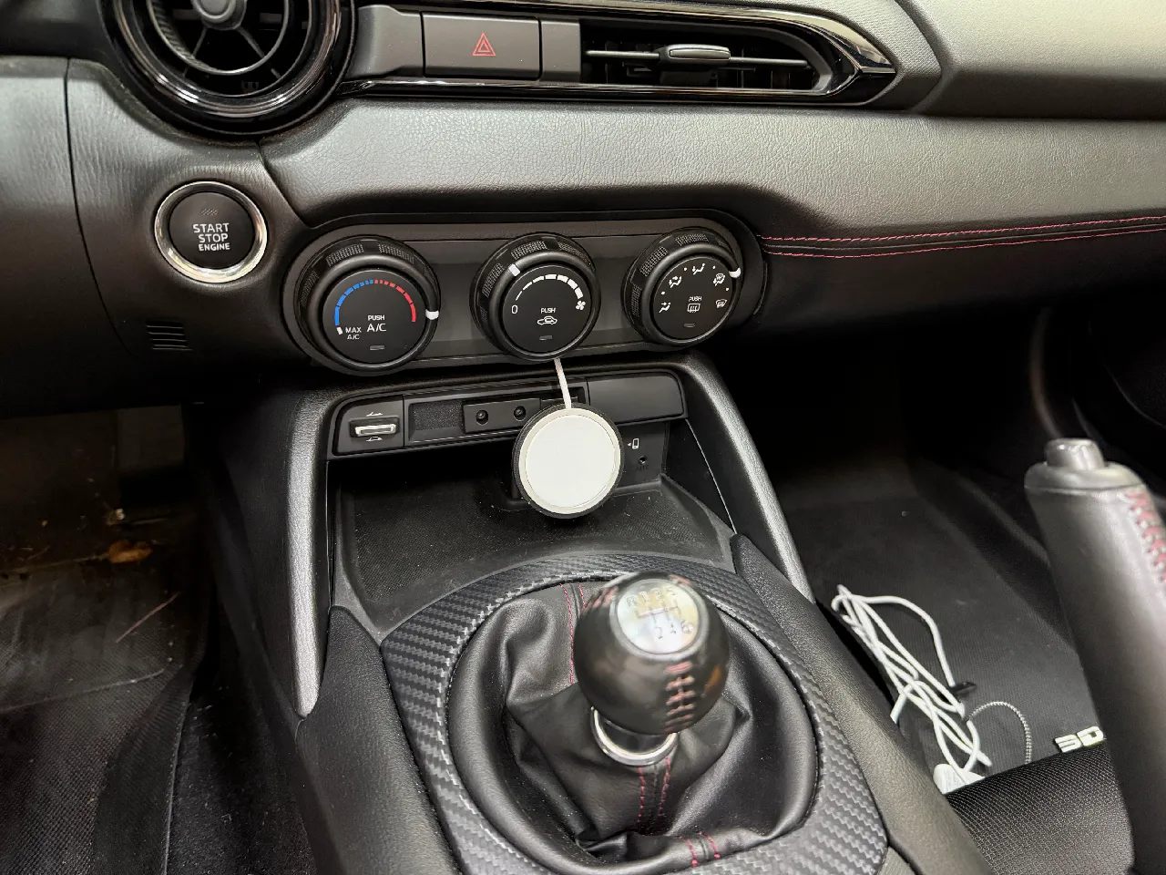 ND MX-5 Miata Magsafe Charger Mount by Patrick O'Neal | Download free ...