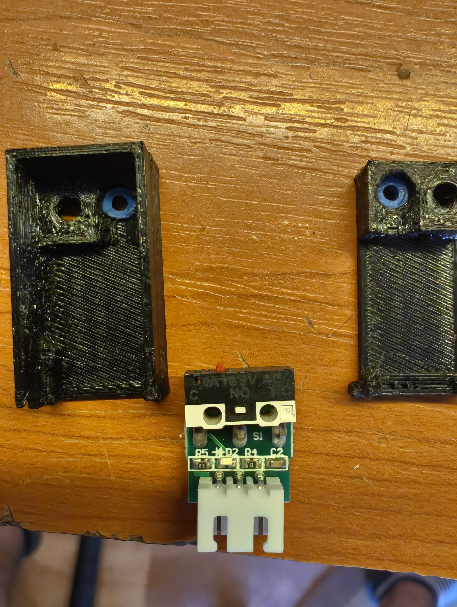 Small filament runout sensor by agio26 | Download free STL model ...