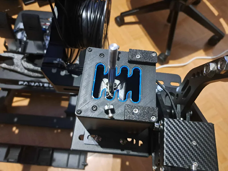 USB Shifter Plate with TPU gasket and miss shift feature ( 7+R / 6+R ...