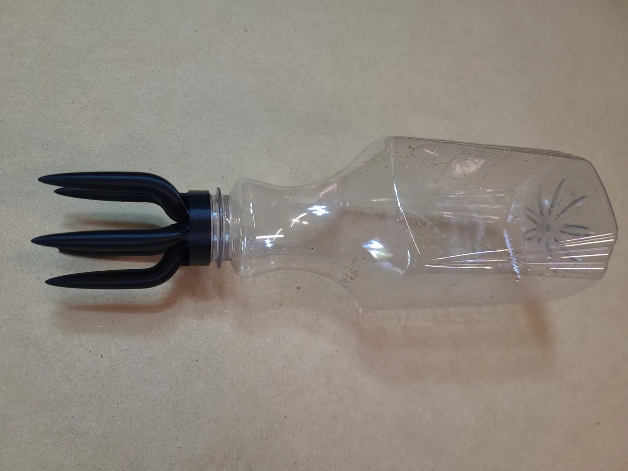 Watering Spike Cap by J.Overton | Download free STL model | Printables.com