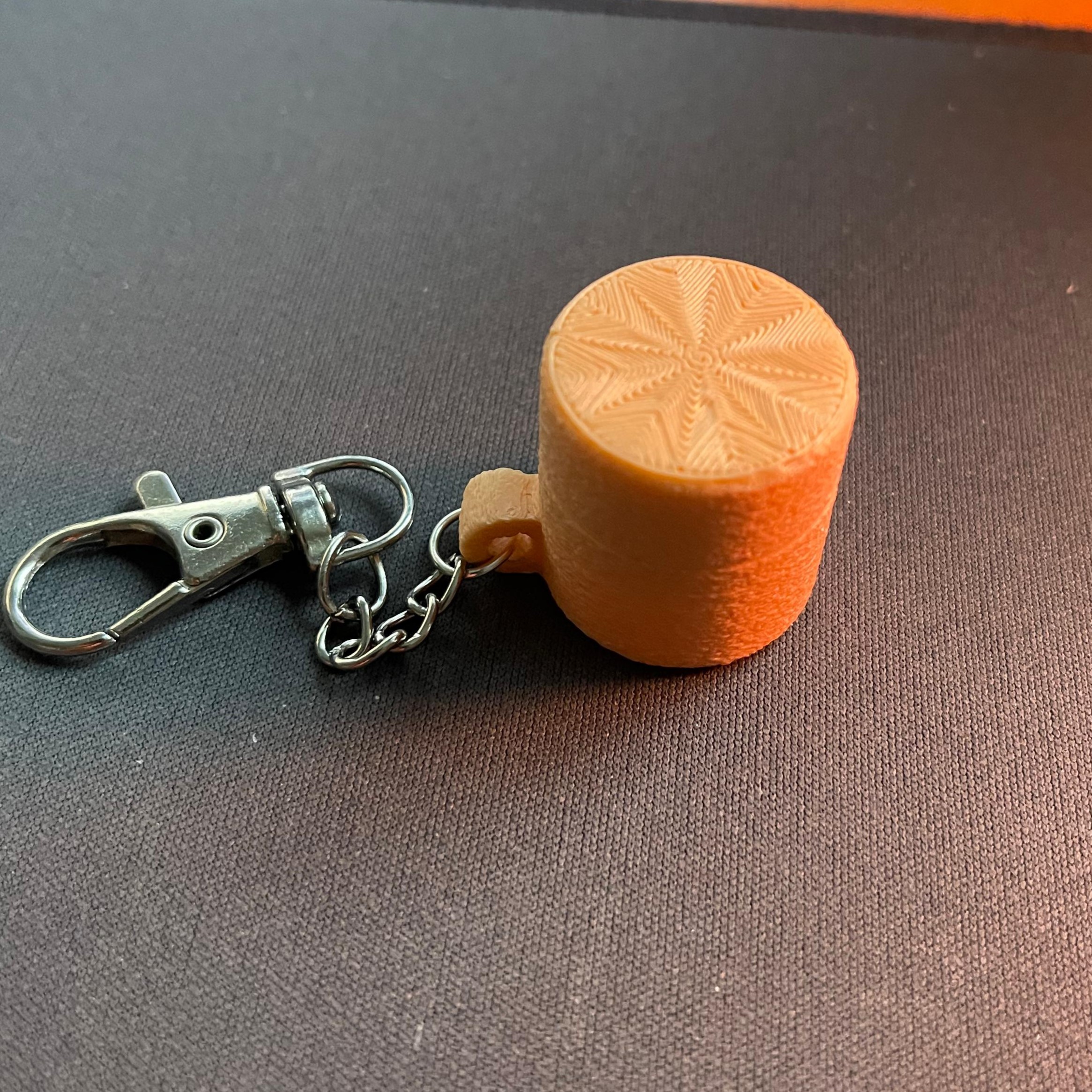 PillBox key-chain v2 by Hazem Bazo | Download free STL model ...