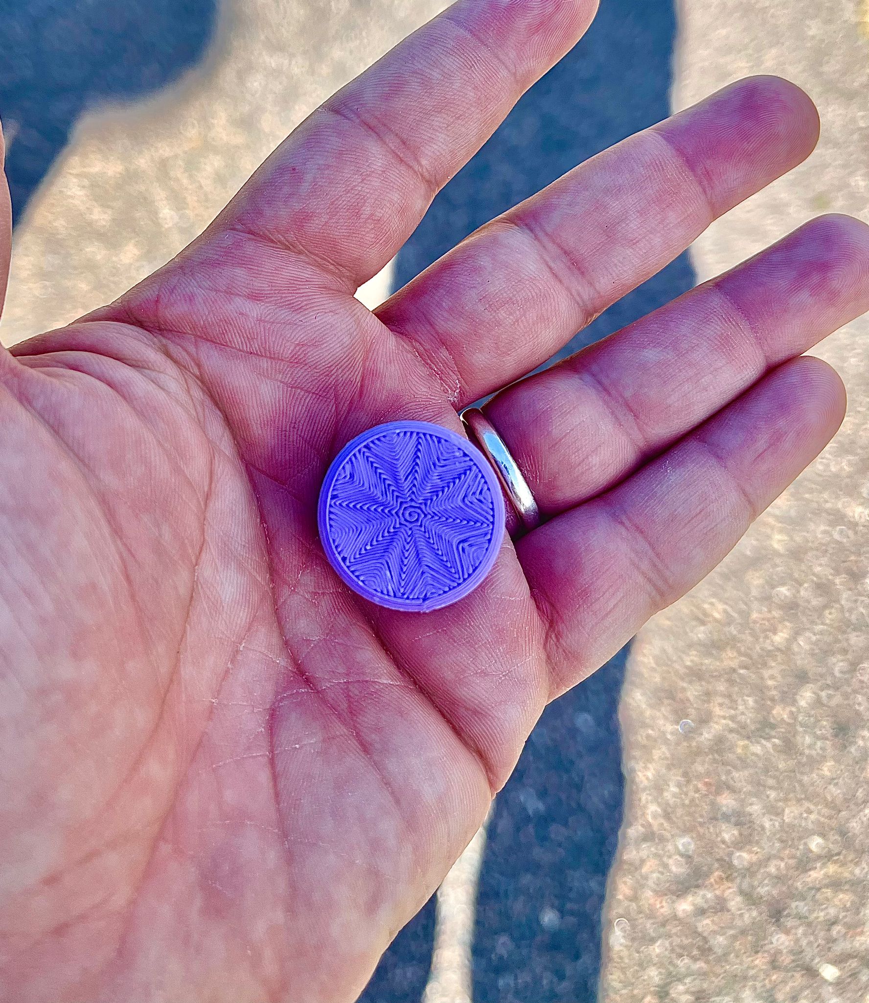 PillBox key-chain v2 by Hazem Bazo | Download free STL model ...