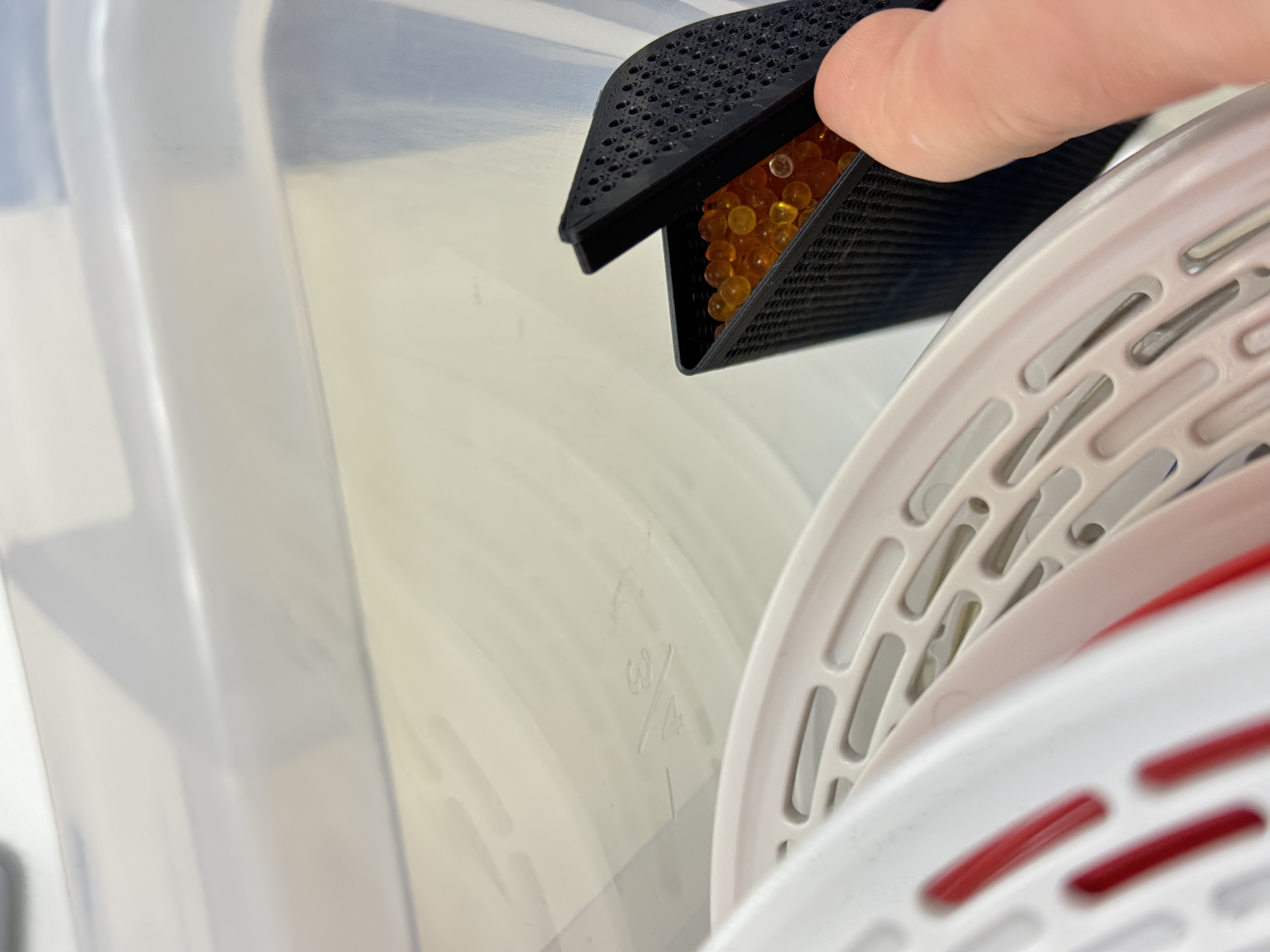 Desiccant Corner Box - Silica Gel Filament Storage Dryer by Lev ...