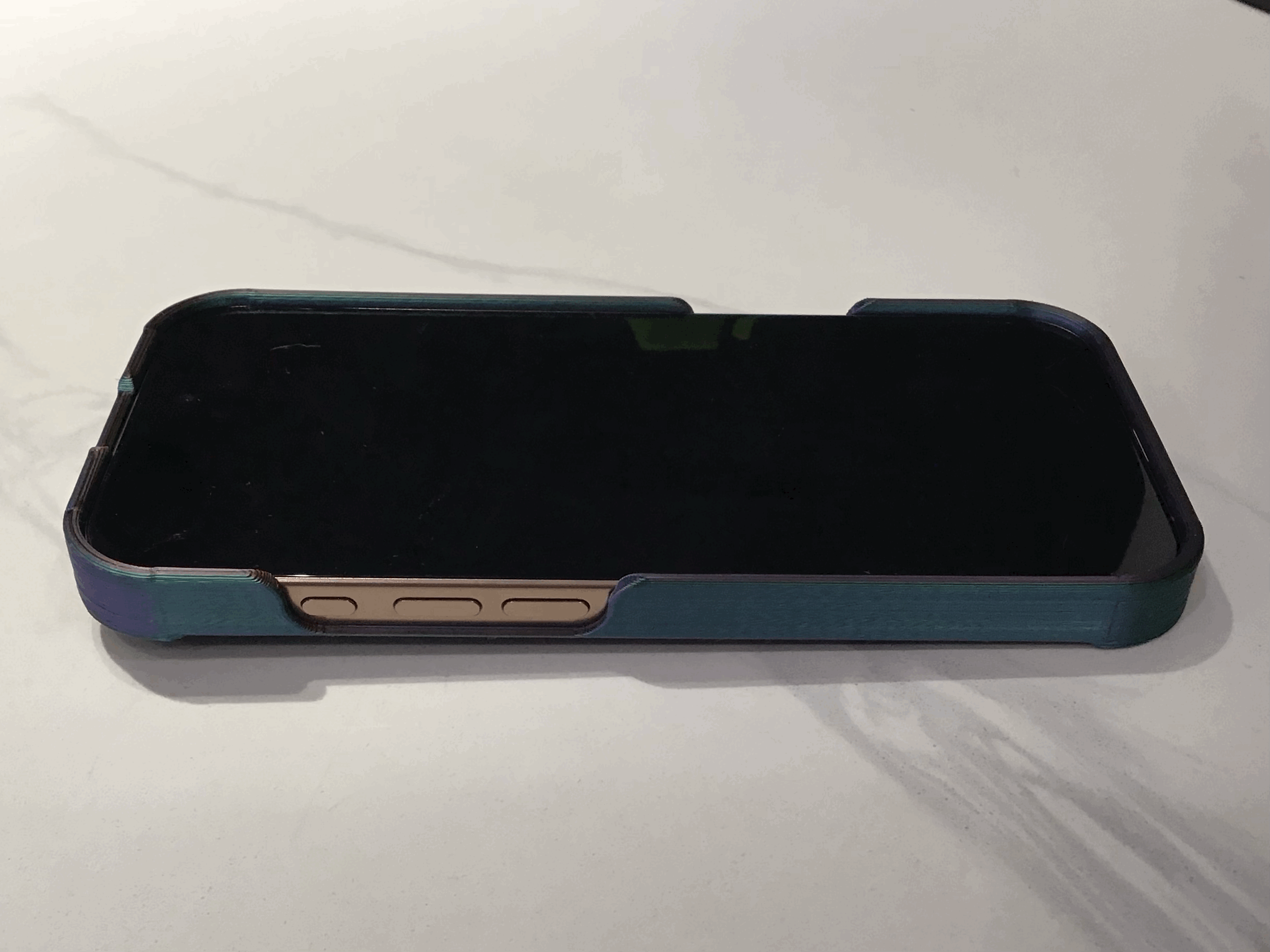 iPhone 16 Pro slim case by Art B | Download free STL model | Printables.com
