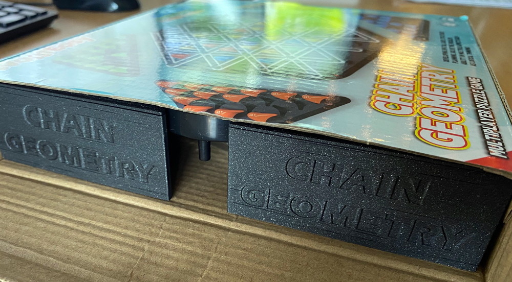 CHAIN GEOMETRY player / token box by MAKERTEAM® | Download free STL ...