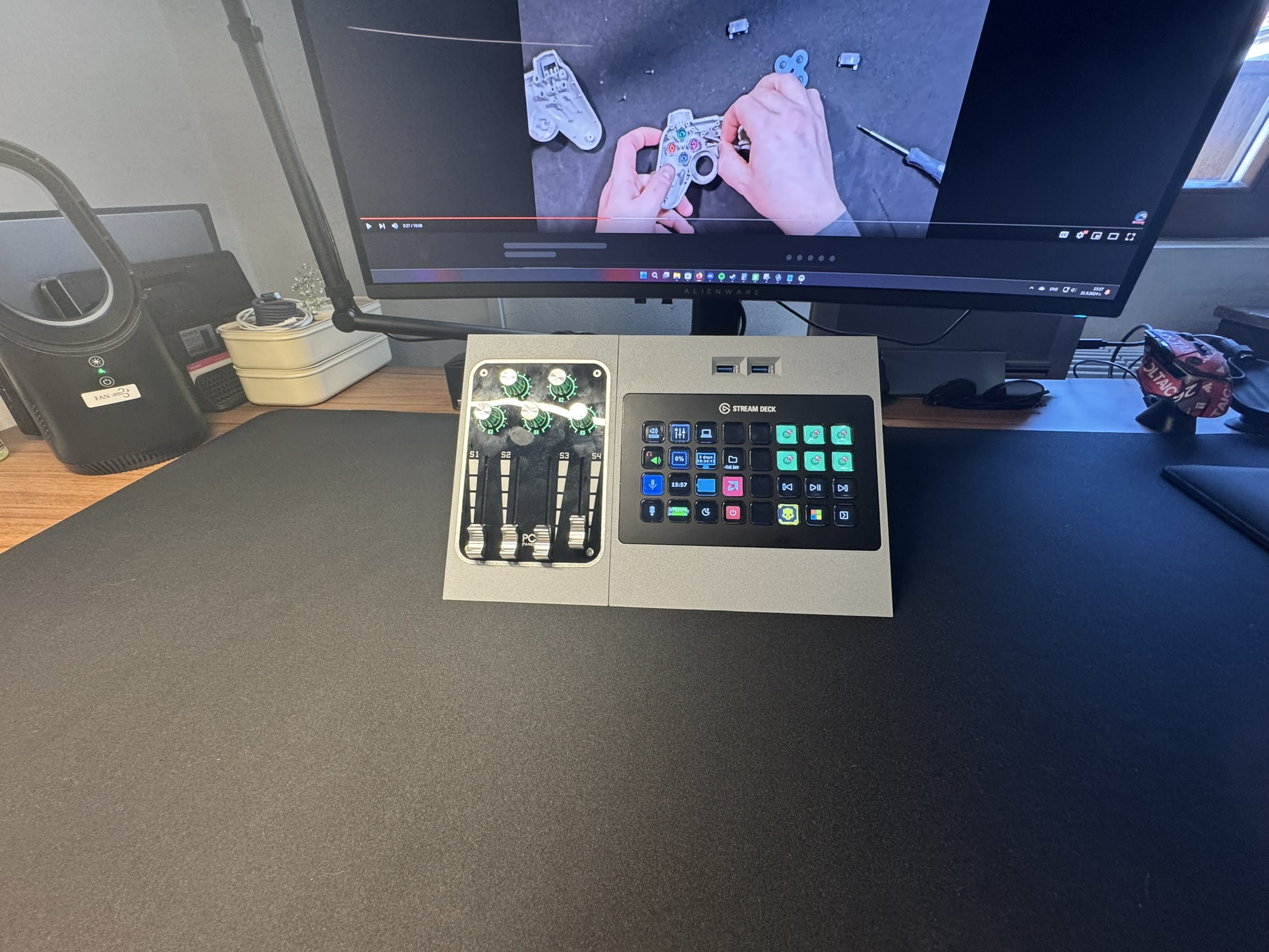 PCPanel Pro and Stream Deck XL stand by BUFU | Download free STL model ...