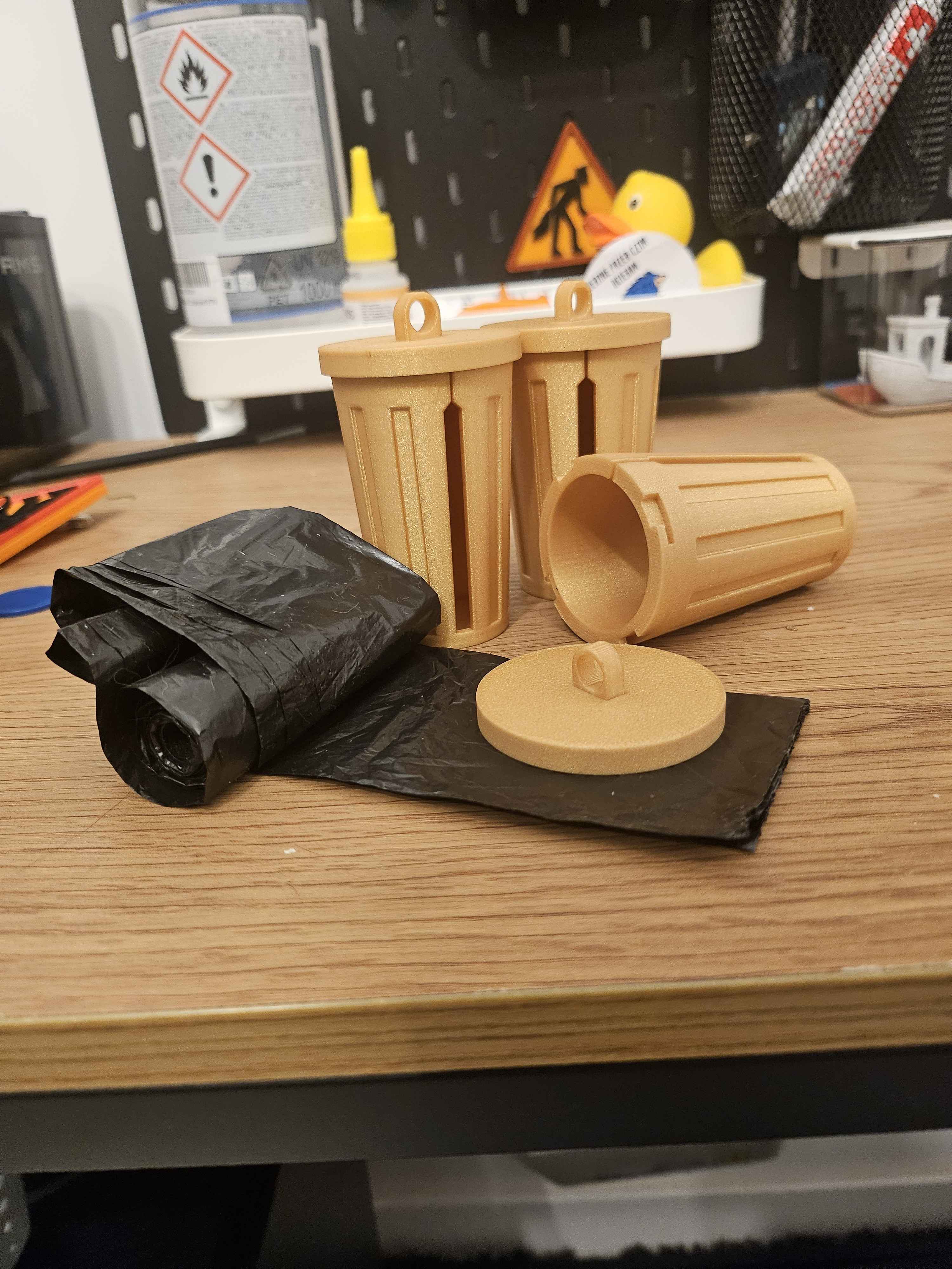 Dog poop bag holder trashcan by Mateusz Kruk | Download free STL model ...