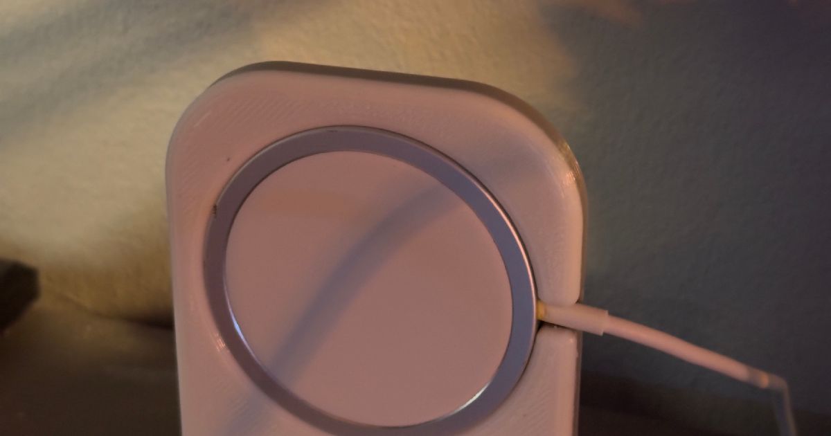 Magsafe charger stand QUICK PRINT by Ben Graham | Download free STL ...