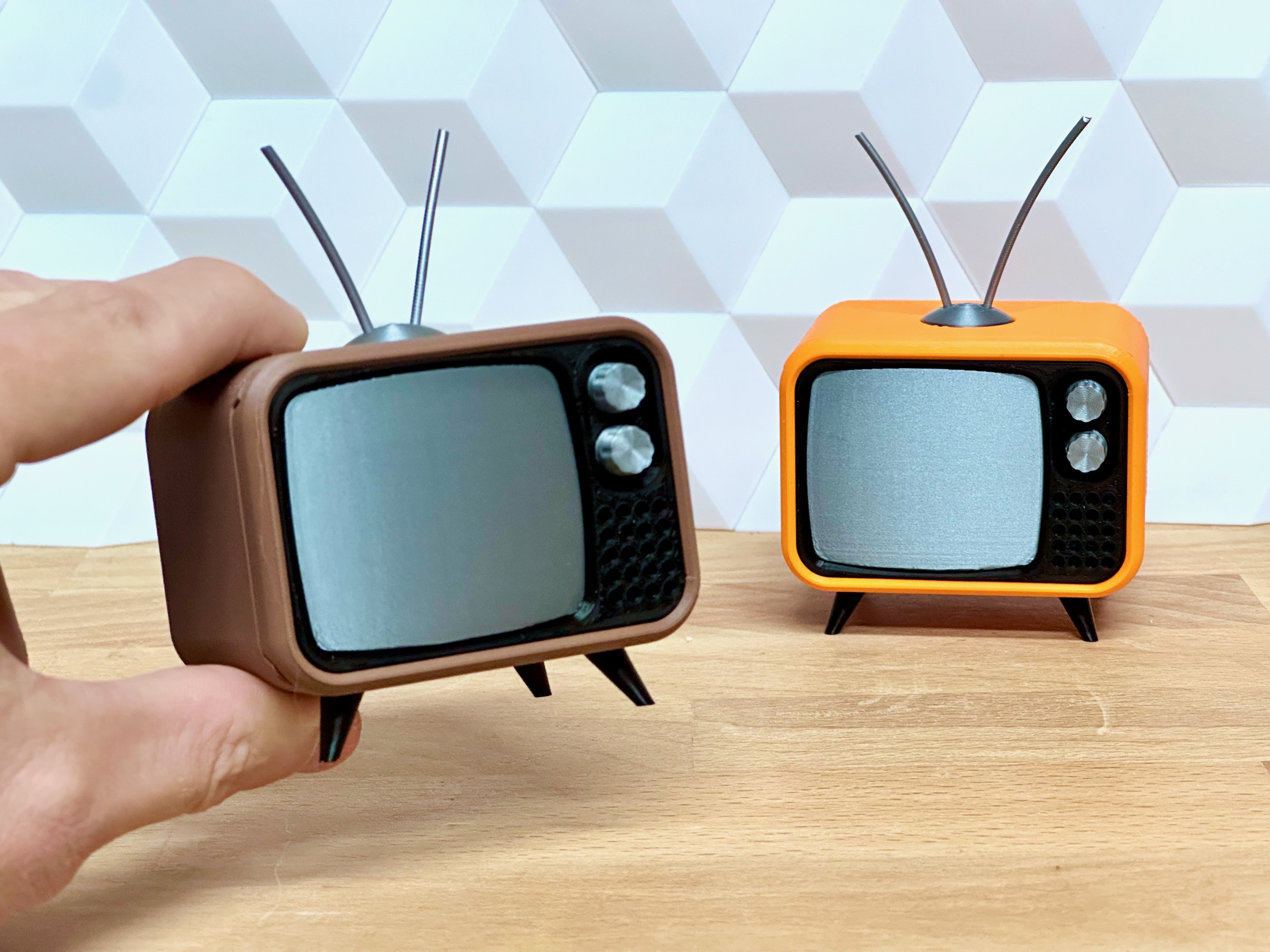 Retro TV (Puzzle Cube #1 - small fun challenging brainteaser) par ...