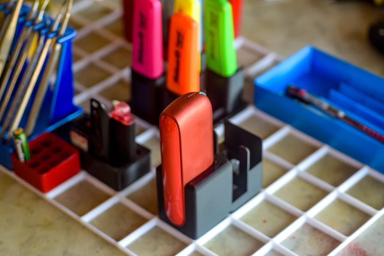 Gridfinity IQOS holder, charger useable, 2 packs by LexFran | Download free STL model ...