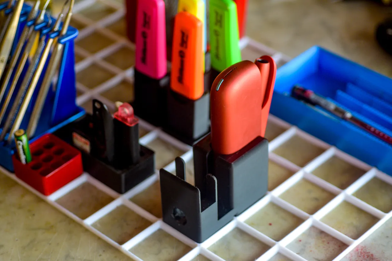 Gridfinity IQOS holder, charger useable, 2 packs by LexFran | Download free STL model ...