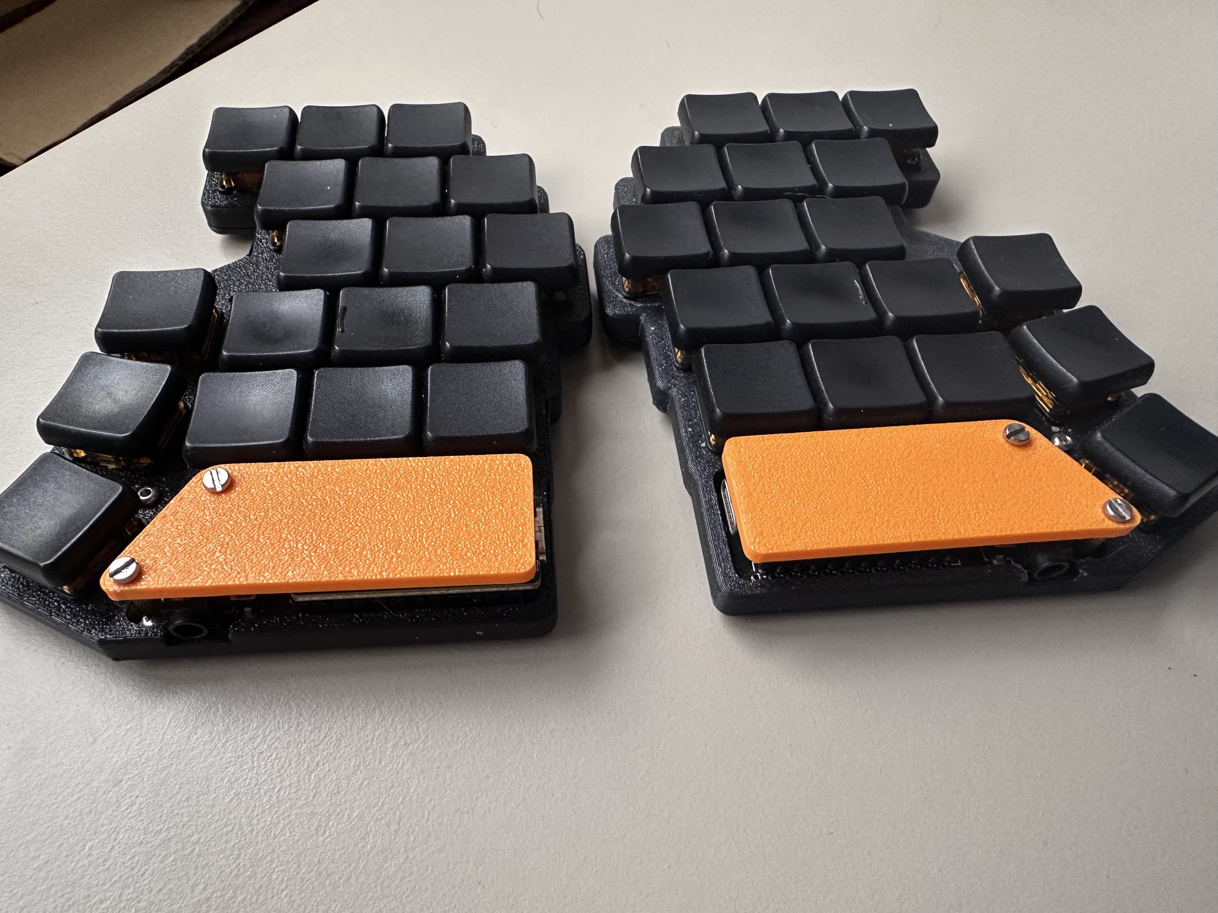 Chocofi OLED/controller cover por Afonso Raposo | Descargar modelo STL ...