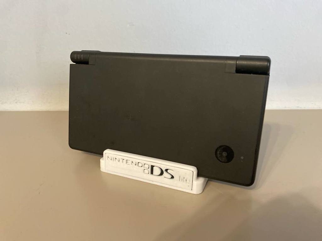 Nintendo DS Family Customizabile Stand (for DS/lite/DSi/3DS/2DS etc ...