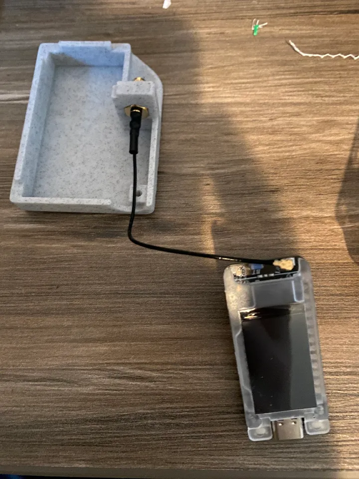 Heltec T114, 2200 mAh battery Meshtastic radio case by Ethan Pailes ...