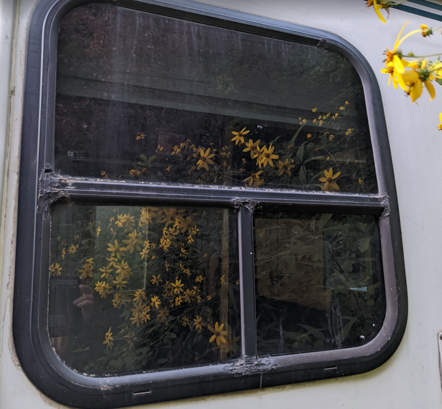 Window track for RV/Bus sliding windows by Meuon | Download free STL ...